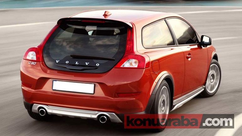 Volvo C30 Yakıt Tüketimi Nedir? Ortalama Ne Kadar Yakar? - Konu Araba